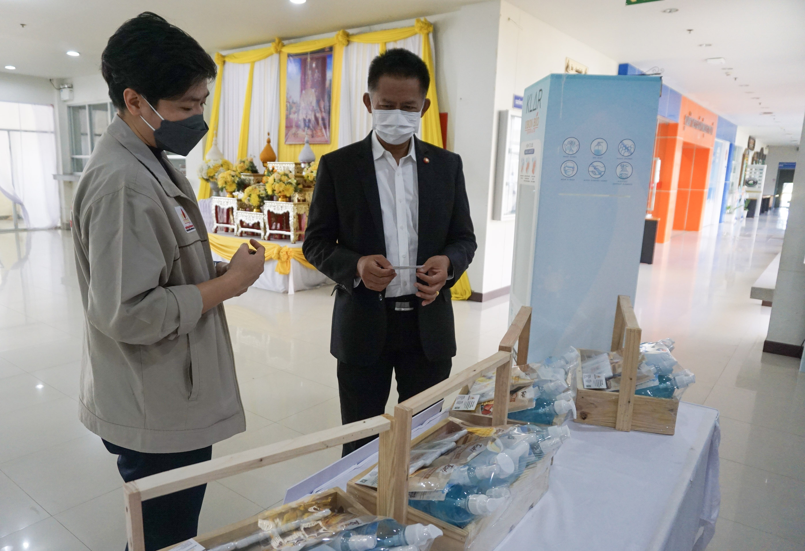 UBON BIO hand sanitizer บริการประชาชน ณ ศาลากลาง | Ubon Bio Ethanol